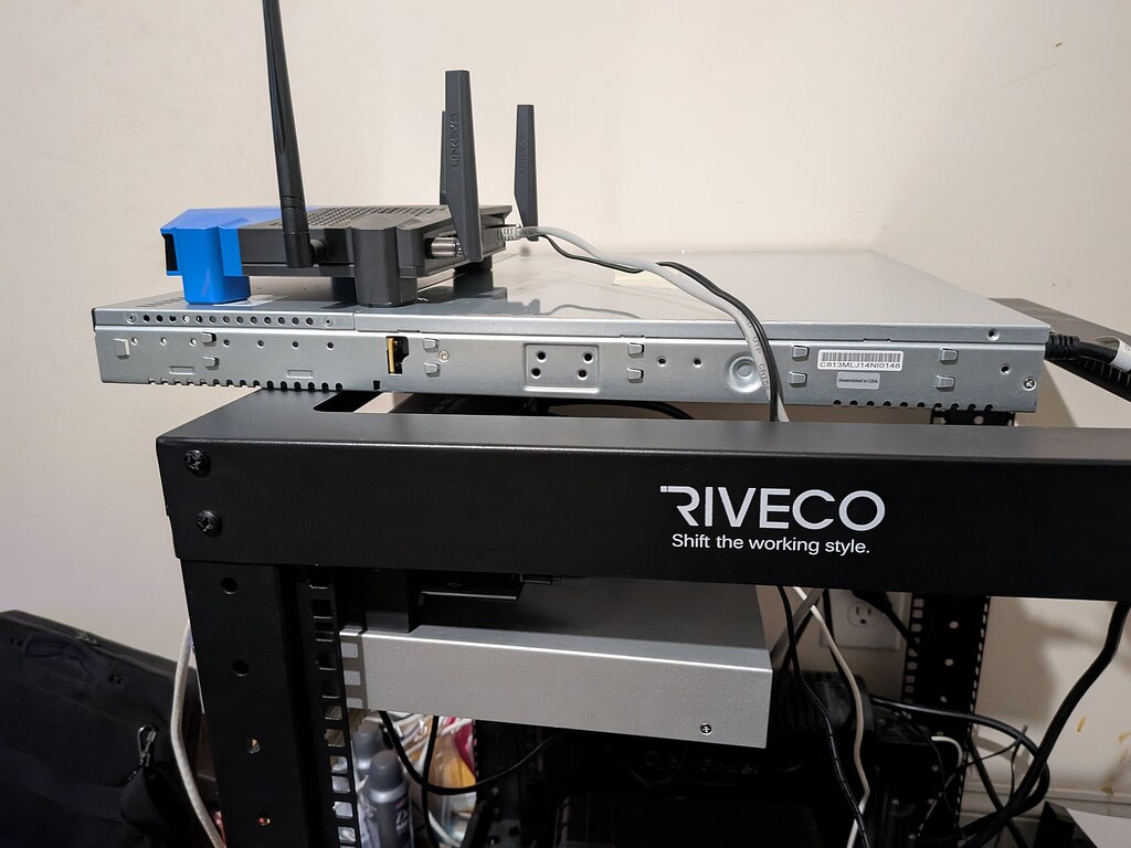 Help me find the rails to my Server? - Other Hardware - Level1Techs Forums