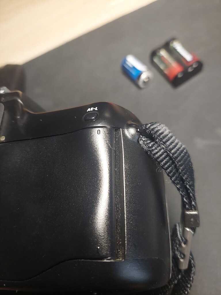Camera film back door repair - Other Hardware - Level1Techs Forums