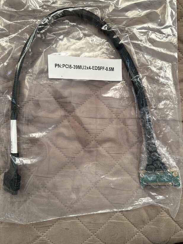 U.3 compatibility with a U.2 adapter cable and redriver - Storage ...