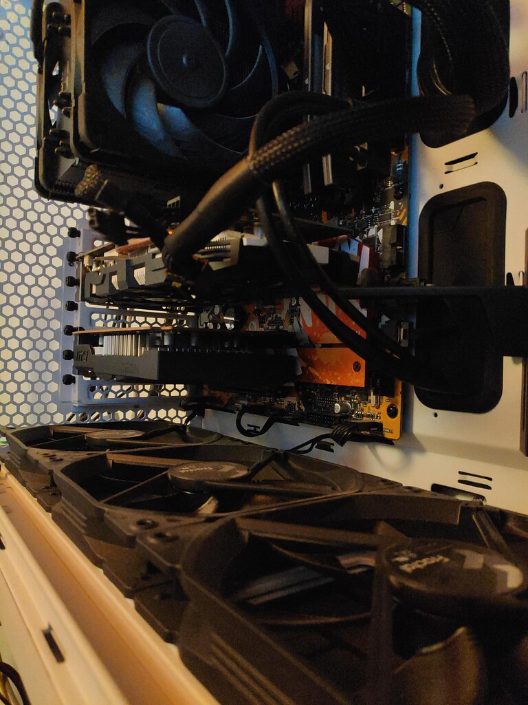 Thoughts on airflow with two GPUs - GPU - Level1Techs Forums