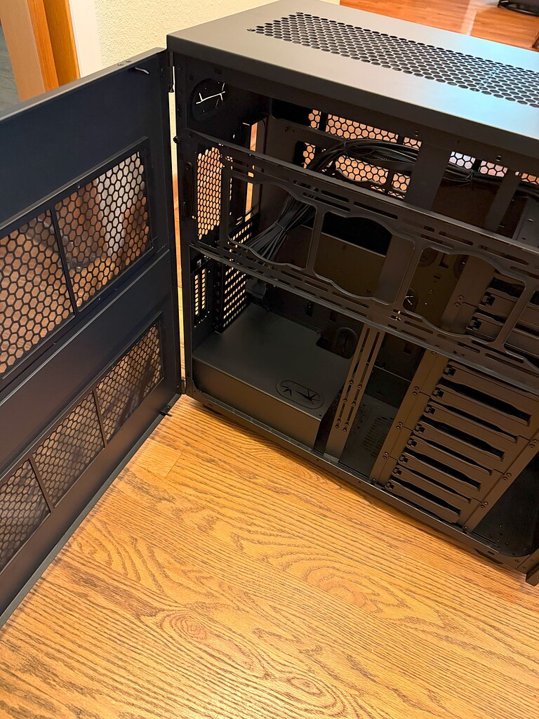 New build: Have I just found the perfect Threadripper case? - Build Logs - Level1Techs Forums