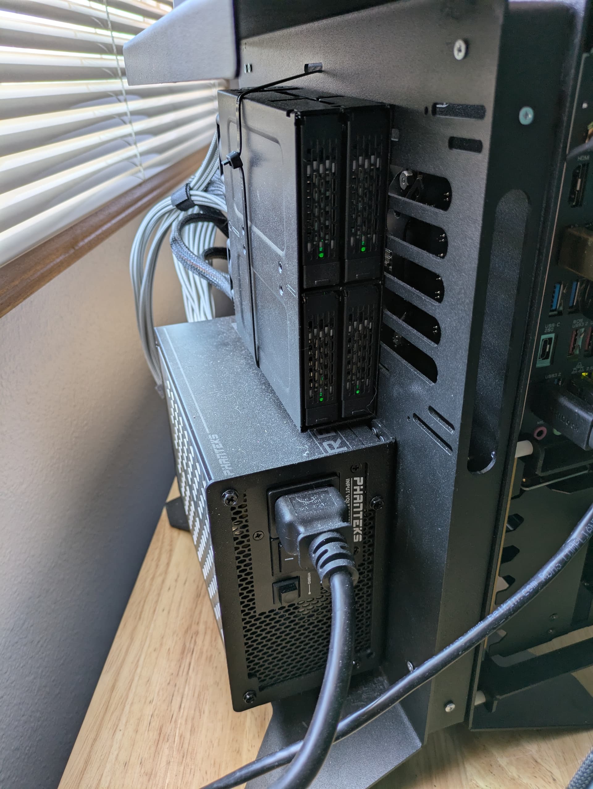 Open Case Build Ft. Optane - DIY Corner - Level1Techs Forums