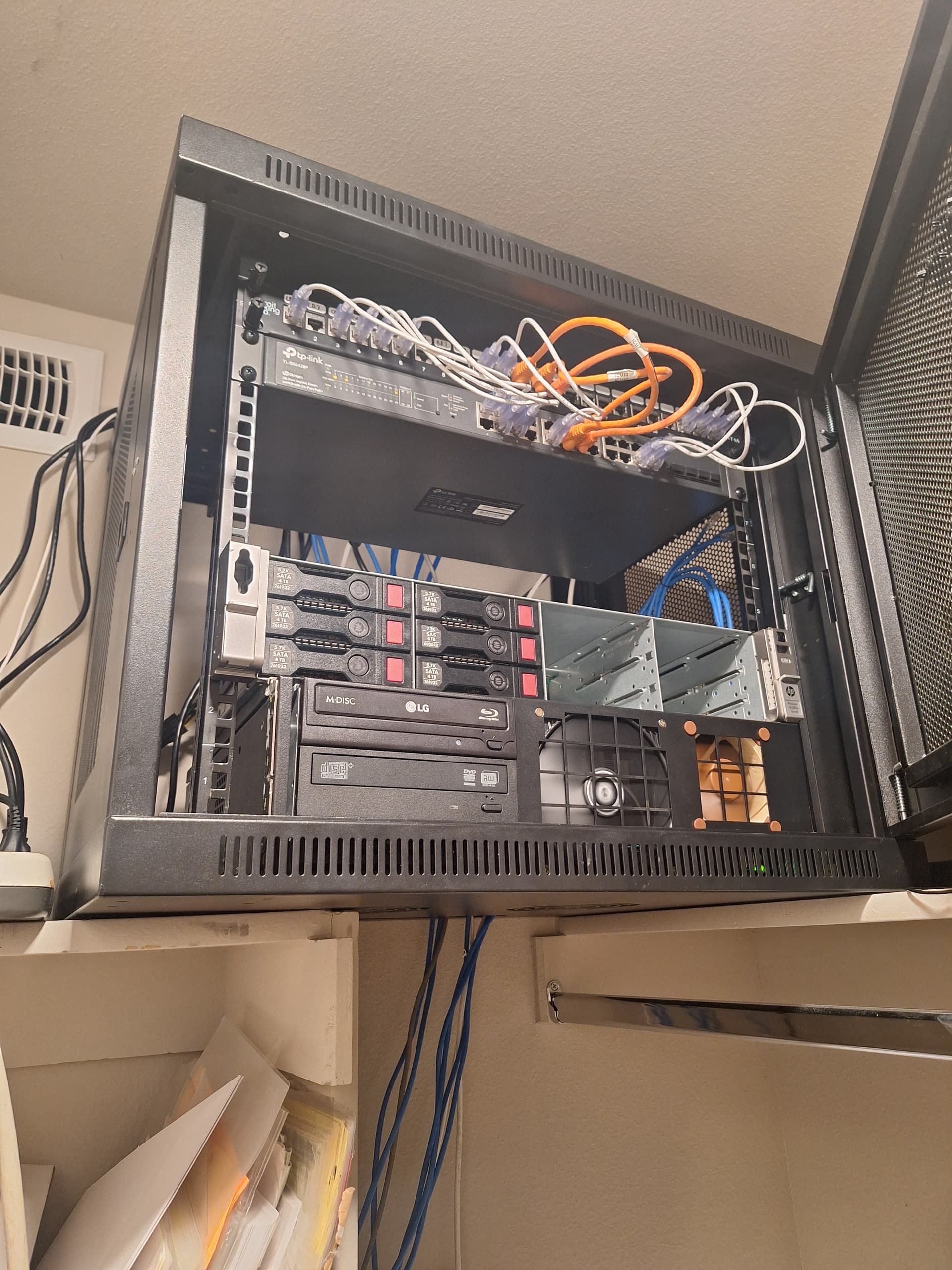 Compact Home Server + JBOD - Page 2 - Build a PC - Level1Techs Forums