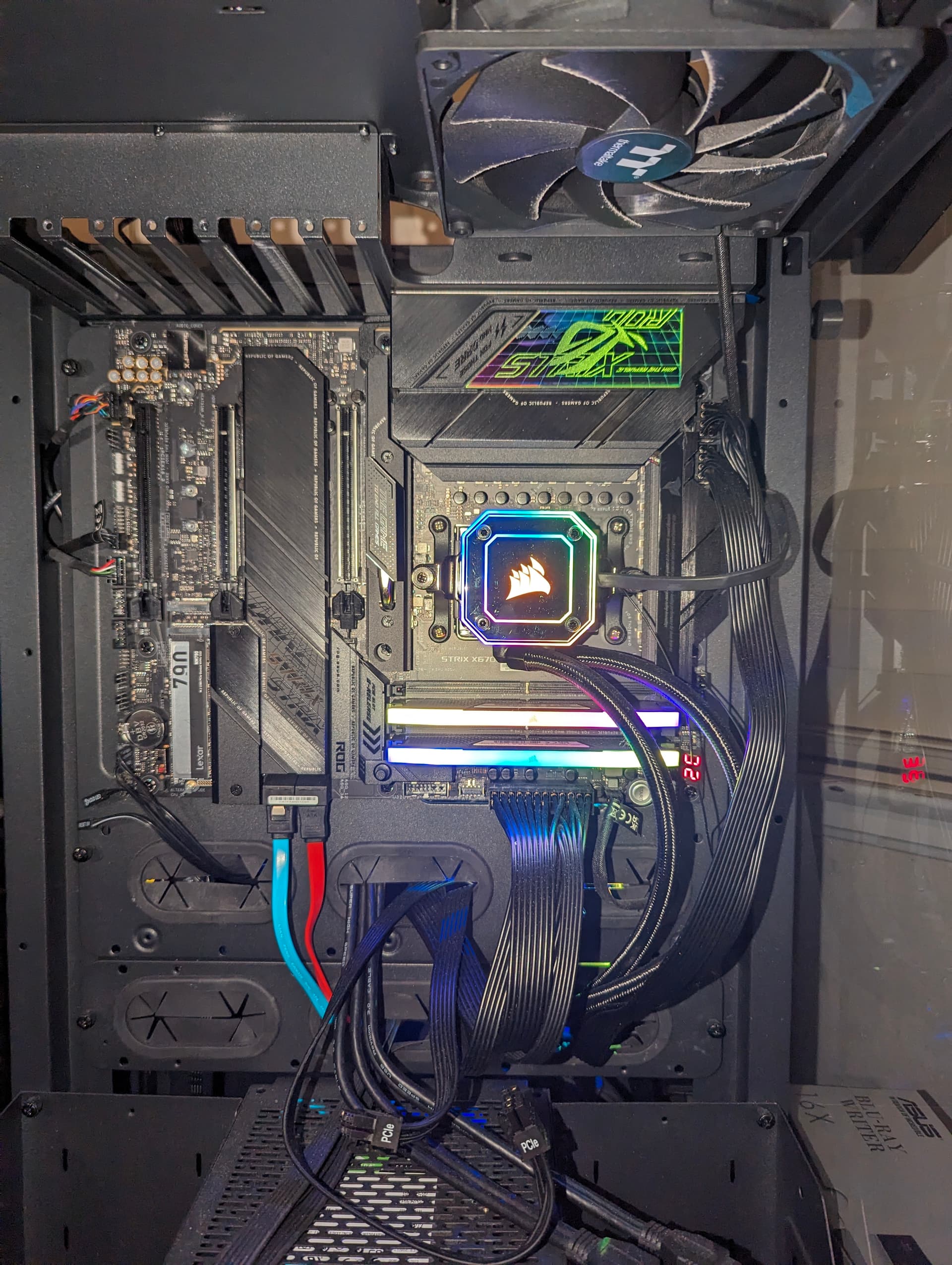 Suggestions for SSI-EEB / EE-ATX case with support for multiple ...