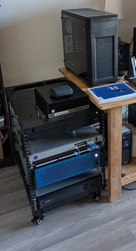 Disk shelf for server rack? - Storage - Level1Techs Forums