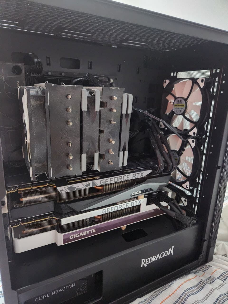 Official Post your PC guts thread! - Page 73 - Build a PC - Level1Techs Forums