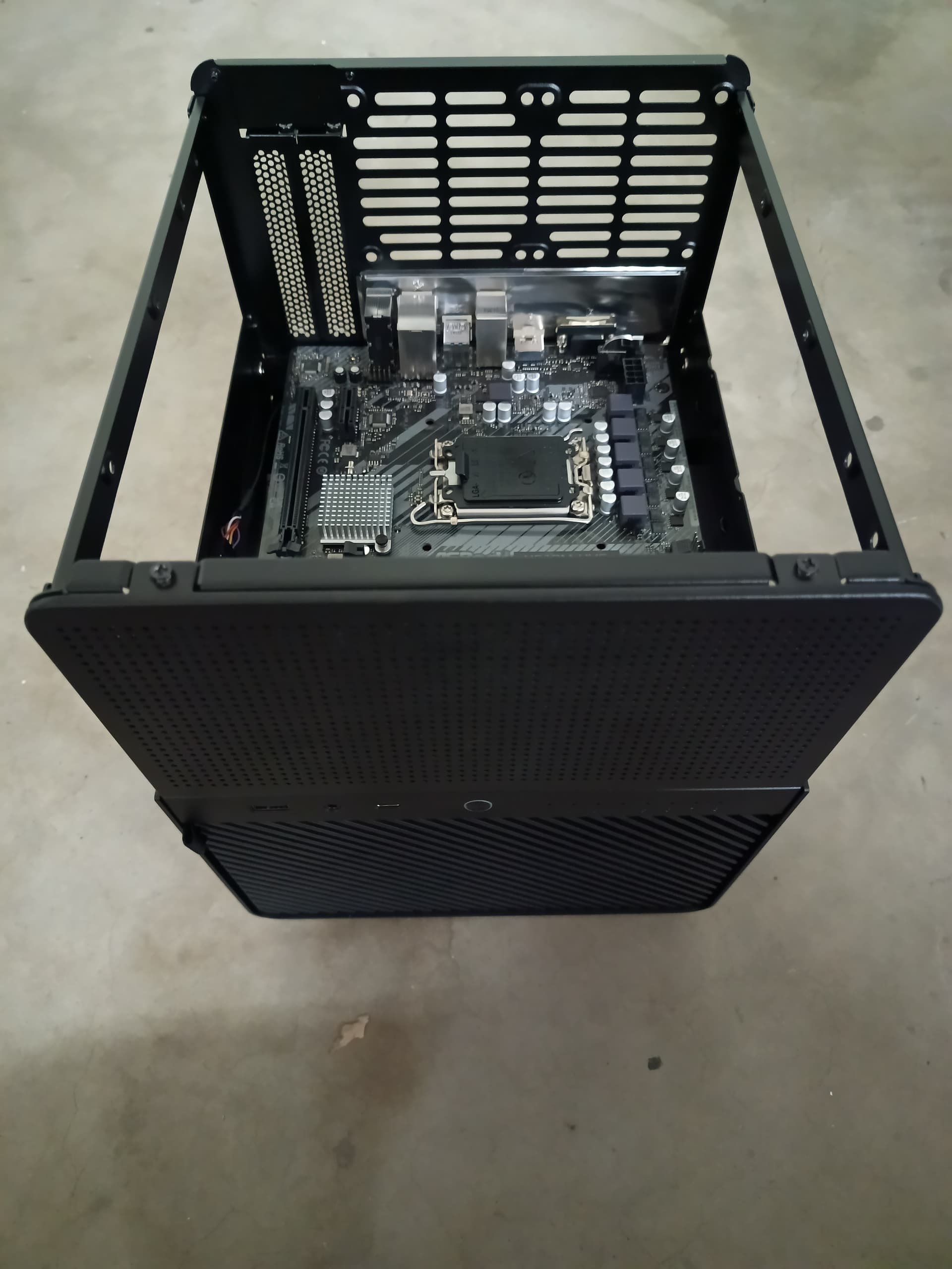 Hardware raid, motherboard raid, home server cheat codes, and ...