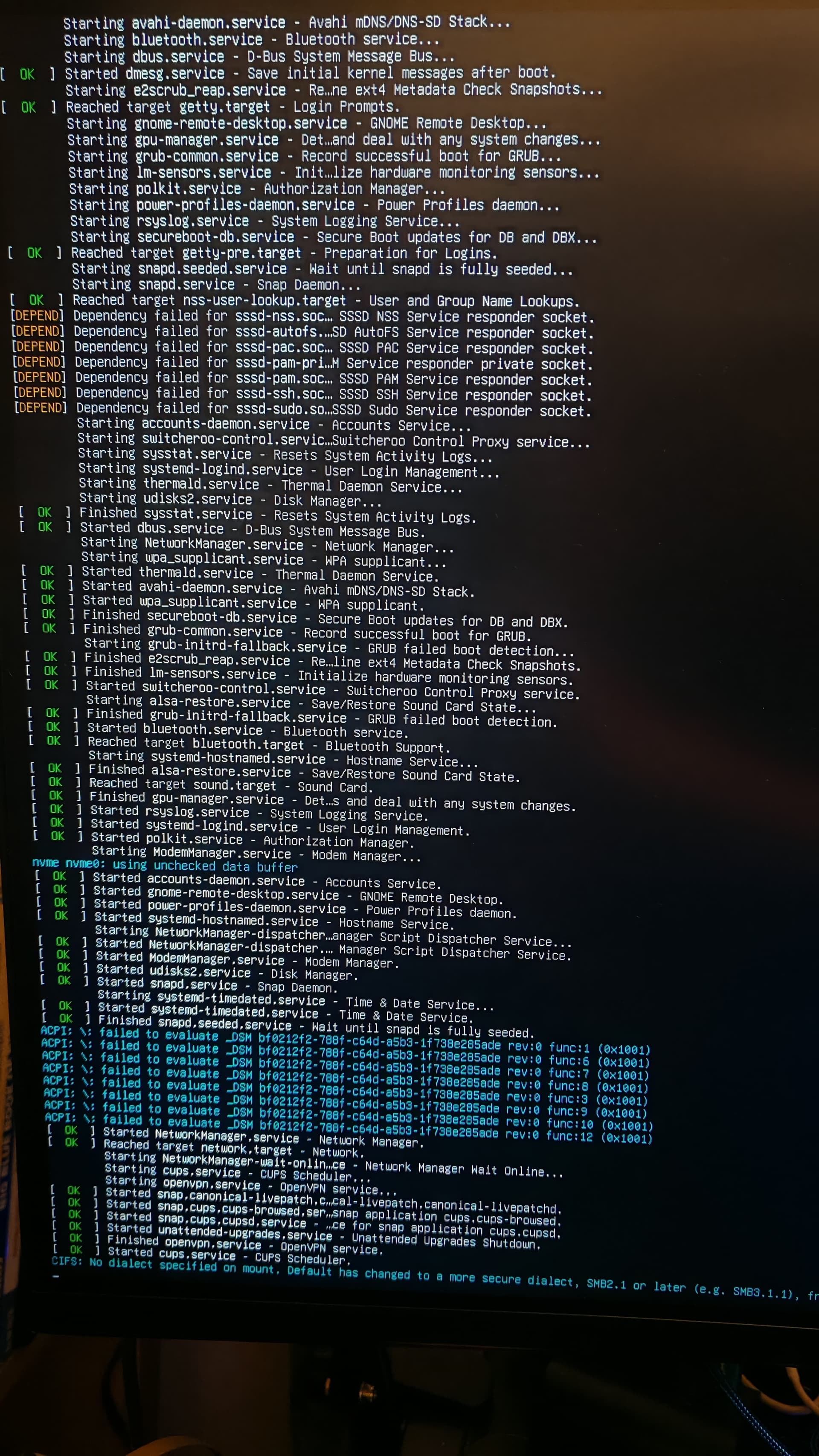 Hopefully weird graphics - Linux - Level1Techs Forums